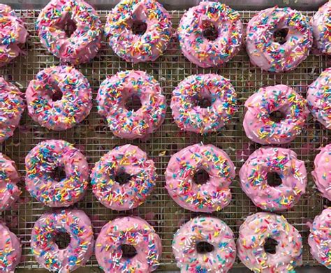 Strawberry Sprinkle Donuts Sprinkle Donut Sprinkles Strawberry