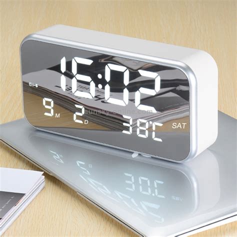 다기능 대형 스크린 led 디지털 음악 알람 시계 시간 주 온도 달력 디스플레이 및 원격 제어 dc 5v