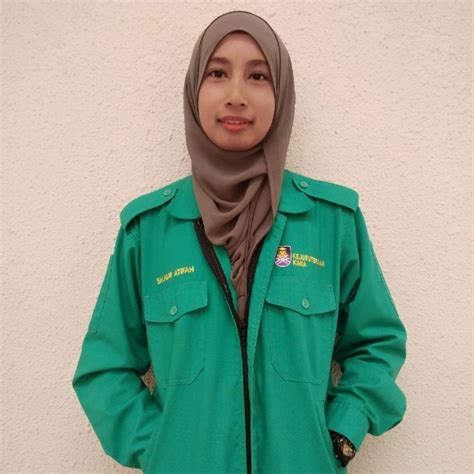 Sharifah Nur Atifah Al Yahya Syed Firzatul Akbar Laboratory Assistant Best Eternity Recycle