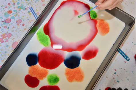 A Messy Science Station For Preschoolers