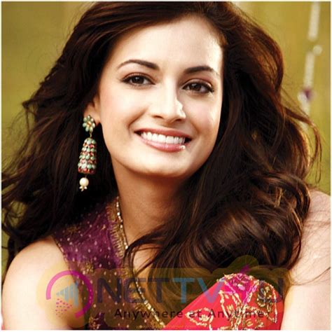 Actress Dia Mirza Beautiful Photos Galleries Hd Images