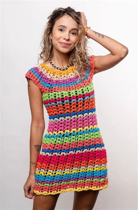 Pin By Léia Stevanatto On Crochê Crochet Poncho Patterns Crochet Fashion Crochet Clothes