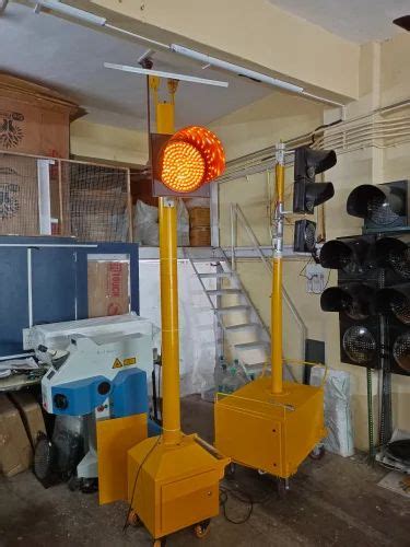 Portable Traffic Signal Controller At Rs 55000 Piece ट्रैफिक कंट्रोल डिवाइस In Mumbai Id