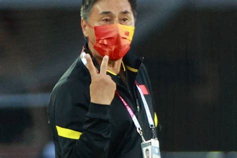 贾秀全回应下课：我干不干取决于足协取决于我，三场比赛我为未来打下基础中国女足