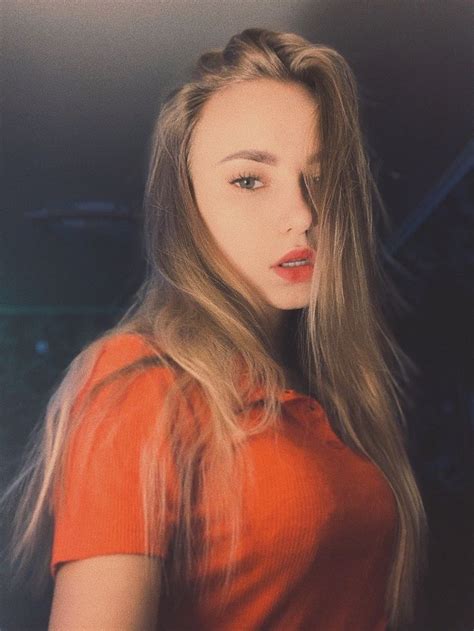 Очень красивая девушка ♥️ Mona Mona Lisa Artwork