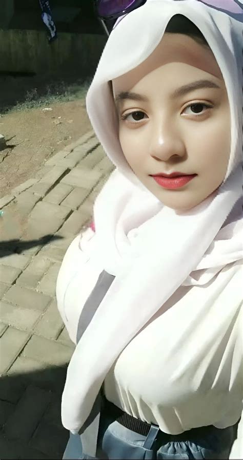 Pin Oleh Aghnyny Byhalalikha Di Cewek Hijab Kencan Imut Olahraga Sma