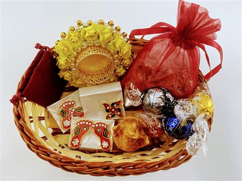 T Ideas For Indian Housewarming Party