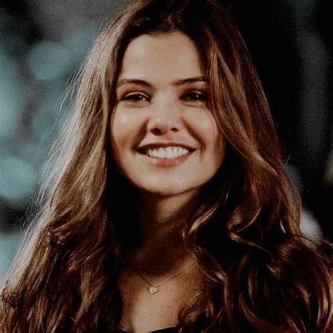 A Companheira De Hope Mikaelson Danielle Campbell Atrizes Beleza De Mulher