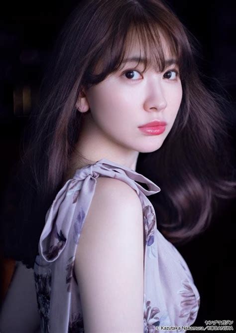 画像1 15 小嶋陽菜、美バスト輝く水着＆ランジェリー姿 6年ぶり「ヤンマガ」表紙で透明感溢れる モデルプレス【2024】 白