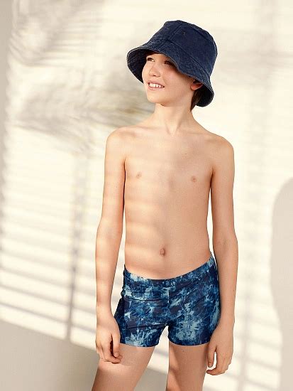 Пляжная одежда для мальчиков купить в интернет магазине Mark Formelle