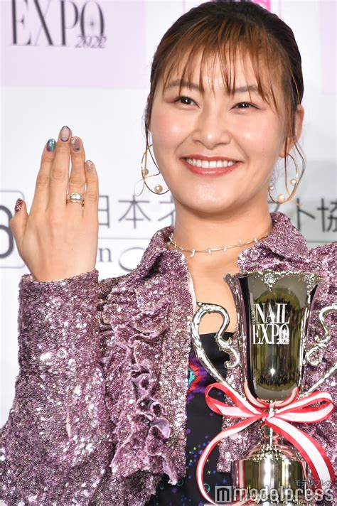 画像818 村上佳菜子、夫との前撮り多数公開 メイクは“ノーファンデ”「コンシーラーだけ」 モデルプレス