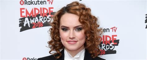 Daisy Ridley At The Beach In Miami January 2016 Popsugar Celebrity
