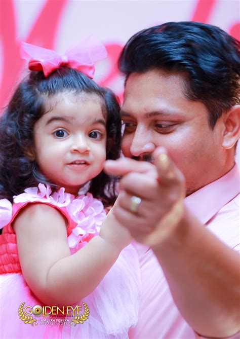 රෝස පැටික්කිගේ උපන්දිනේ මේනක නෙහාරා සොඳුරු කැදැල්ලේ හුරතල් ලොකු
