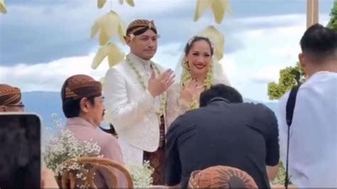 Sah Bcl Dan Tiko Aryawardhana Resmi Menikah Di Resort Amankila Bali