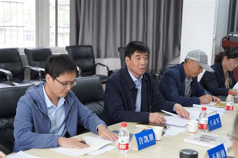 陕西省教育厅中职学校“双达标”省级复核工作专家组进驻西安美术学院附中检查工作 西安美术学院附属中等美术学校