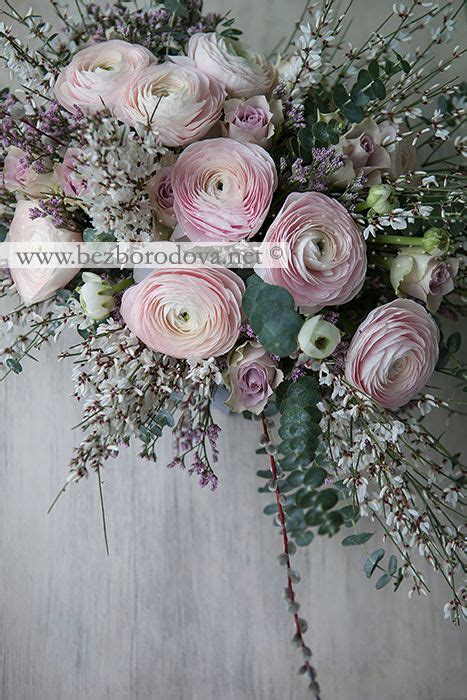 Пин на доске Свадебные букеты с ранункулюсами