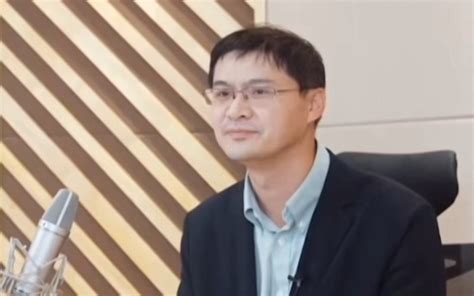 “人的出场顺序真的很重要 有时候不是你不够好 只是你来的时间不是很合适 所有在你生命当中出现的人绝非偶然” 一个新的想法 何为爱 哔哩哔哩视频