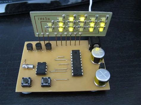 Led Binary Clock Using Pic16f628a Microcontroller