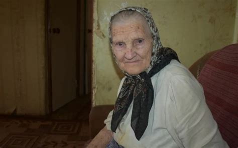 Моя сімя лишається на вулиці а бабуся не хоче нам доnомогти Я пропоную взаємовигідний варіант