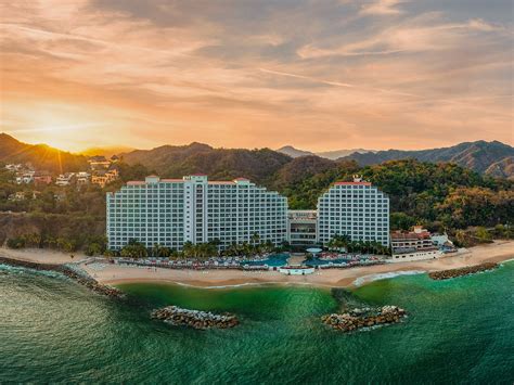 Hilton Vallarta Riviera En México — Marco Beteta