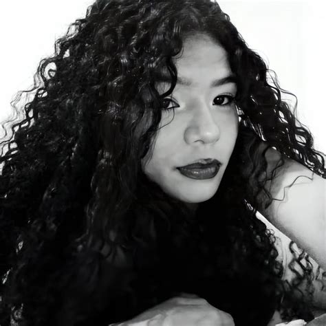 𝘓𝘢𝘳𝘢 ☽ Laracandidx • Threads Say More