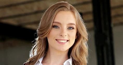 Lily Ray Biography Wiki Age Height Career Photos More Artofit