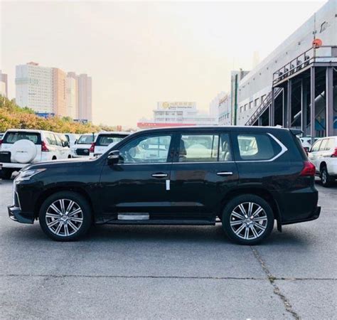 2019款“雷克萨斯lx450d”柴油版到港，标价167万！搜狐汽车搜狐网