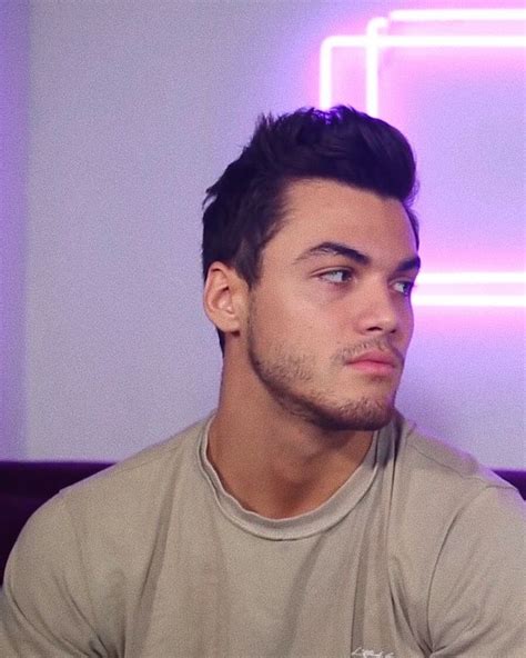 Pin Af Grace På Grayson Dolan