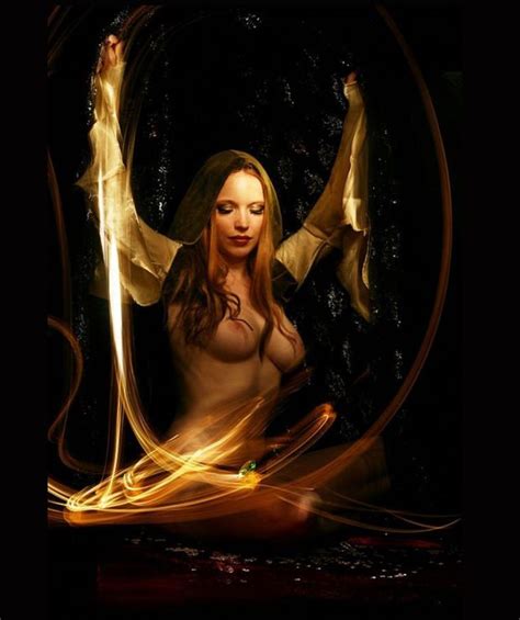 Foto De The Illusionist Practicing Her Craft