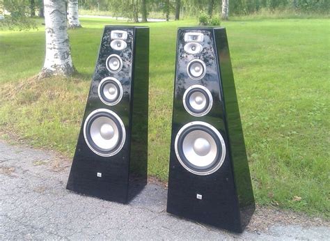 Bilder på JBL TL 260 Golvhögtalare