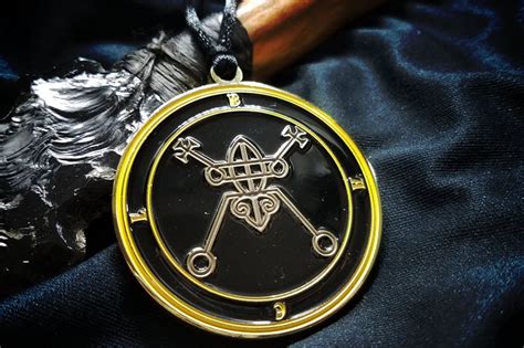 Bael Sigil Pendant Ars Goetia Seal Lesser Key Of Solomon Etsy Sigil Ceremonial Magick