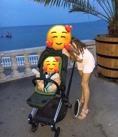 Cybex Priam луксозна количка и столче за кола Aton Q Plus гр София Оборище • Olx Bg