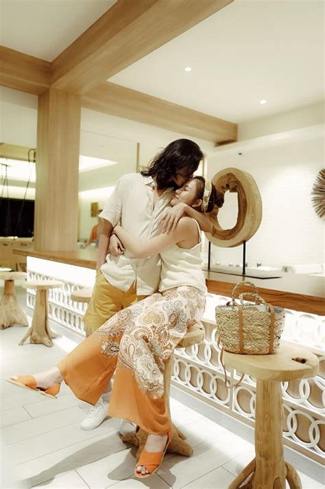 Vợ cũ Lâm Vinh Hải tung ảnh bán nude lộ hình xăm thứ 7