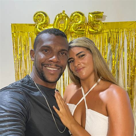 Ela Tem Uma Coisa Pra Me Fala Mika And Bosko Comedy Facebook