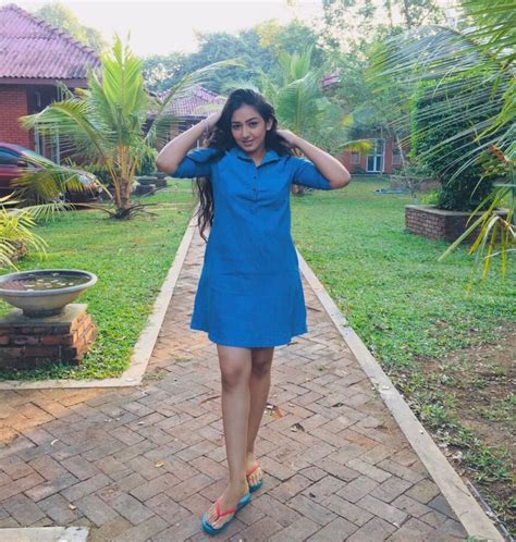 Kavmini Thathsarani Biography Ceyloncast