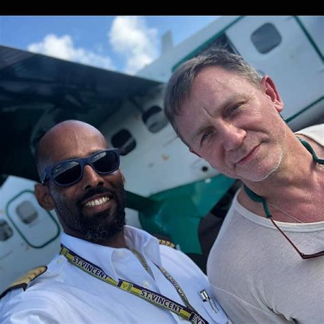 Lovelydanielcraig „daniel And Fans 💞💕💞💕💞 Danielcraig Notimetodie Lovely Pics Insta