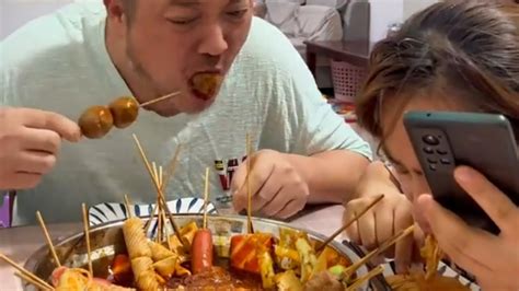 Mukbang Hakiki我發現我吃串串比較合胃口拒絕浪費光盤行動 家庭趣事 幸福一家人 Youtube