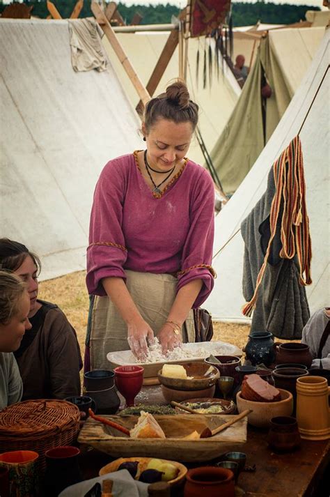 Podróże W Czasie Kostiumologia Anna Jaroszewicz Wolin 2018 Wspomnienia