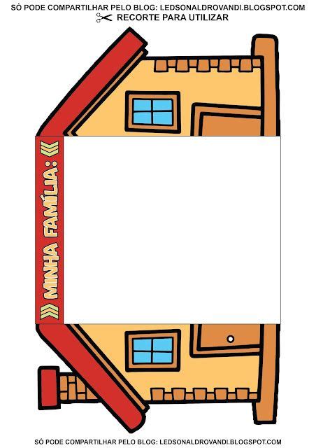 Рисунок здания с открытой дверью