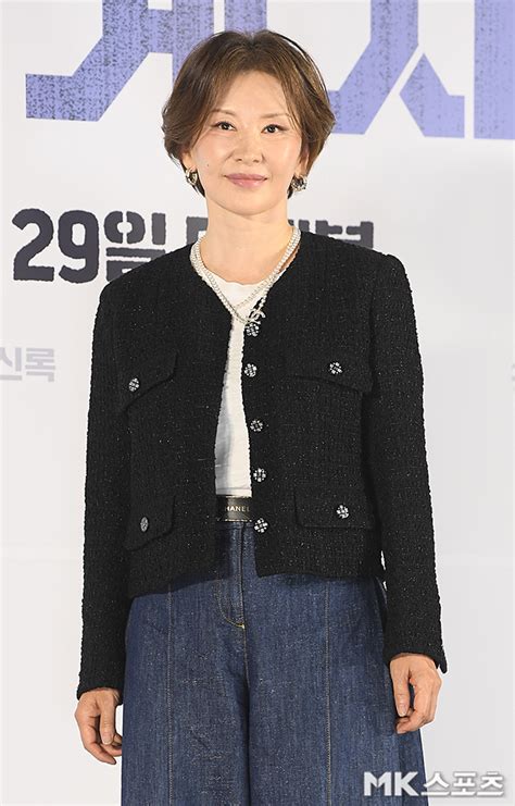 이미숙 65세 여배우의 파격적인 숏컷 변신 고급지고 세련된 보브컷 스타일 뷰티는 내운명