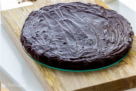 Сладкиш с рожков без глутен веган Похлупак