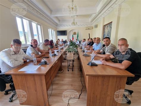 Общинският съвет в Мадан гласува отпускане на еднократна финансова помощ за новородени Утро