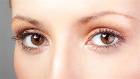 なぜ目が小さく見える？原因と目を大きくする方法をご紹介！ 愛知の美容外科 一宮美容クリニック