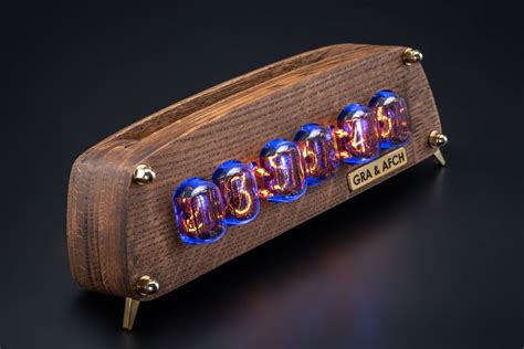In 12 Nixie Clock With Sockets And Dots In A Noble Oakwood Case [smf Rgb Usb Tunes] Tubes