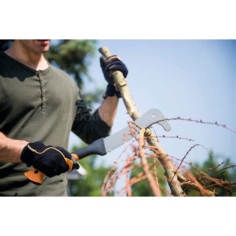 Mačeta Fiskars WoodXpert XA3 | Fiskars-online.cz