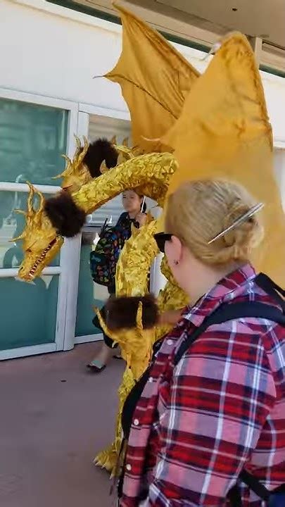 King Ghidorah Cosplay San Diego Comic Con 2019 Youtube