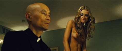 Christine Marzano Nuda ~30 Anni In 7 Psicopatici