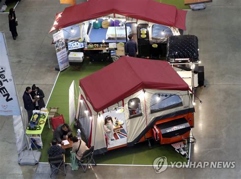 부산 캠핑 레저 차량 박람회 연합뉴스