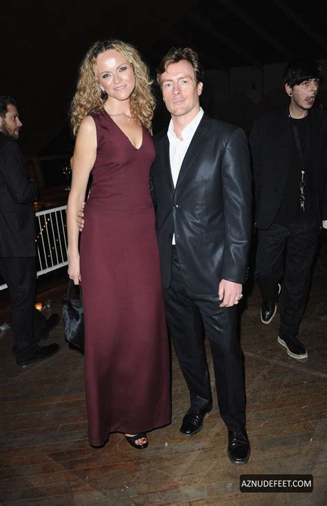 Anna Louise Plowman Feet Aznudefeet