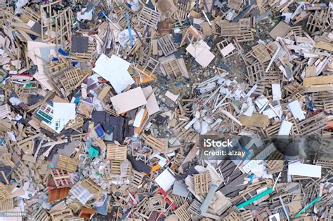 대형 쓰레기 더미 쓰레기 덤프 매립지 가정용 덤핑 현장의 폐기물 쓰레기 배경의 공중 최고 무인 항공기 보기 소비주의 및 오염 개념 0명에 대한 스톡 사진 및 기타 이미지